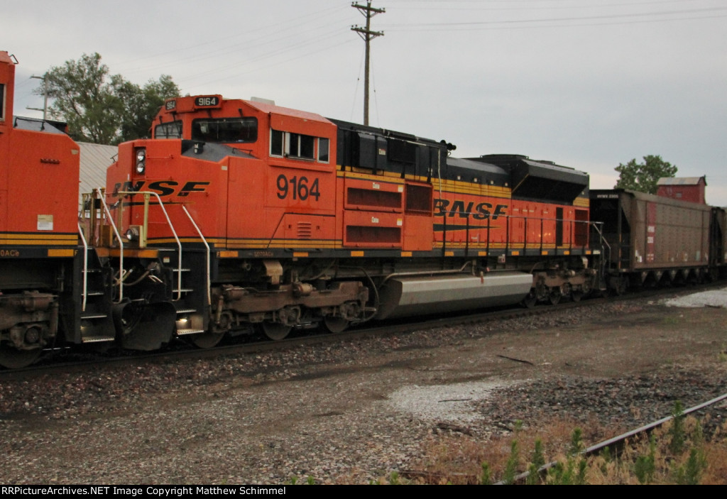 BNSF 9164 - DPU #1